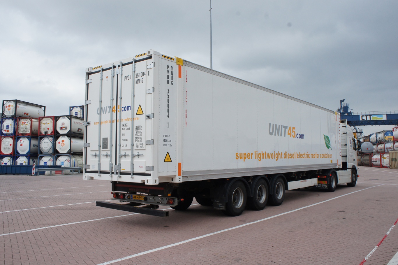 Road | UNIT45 Containers